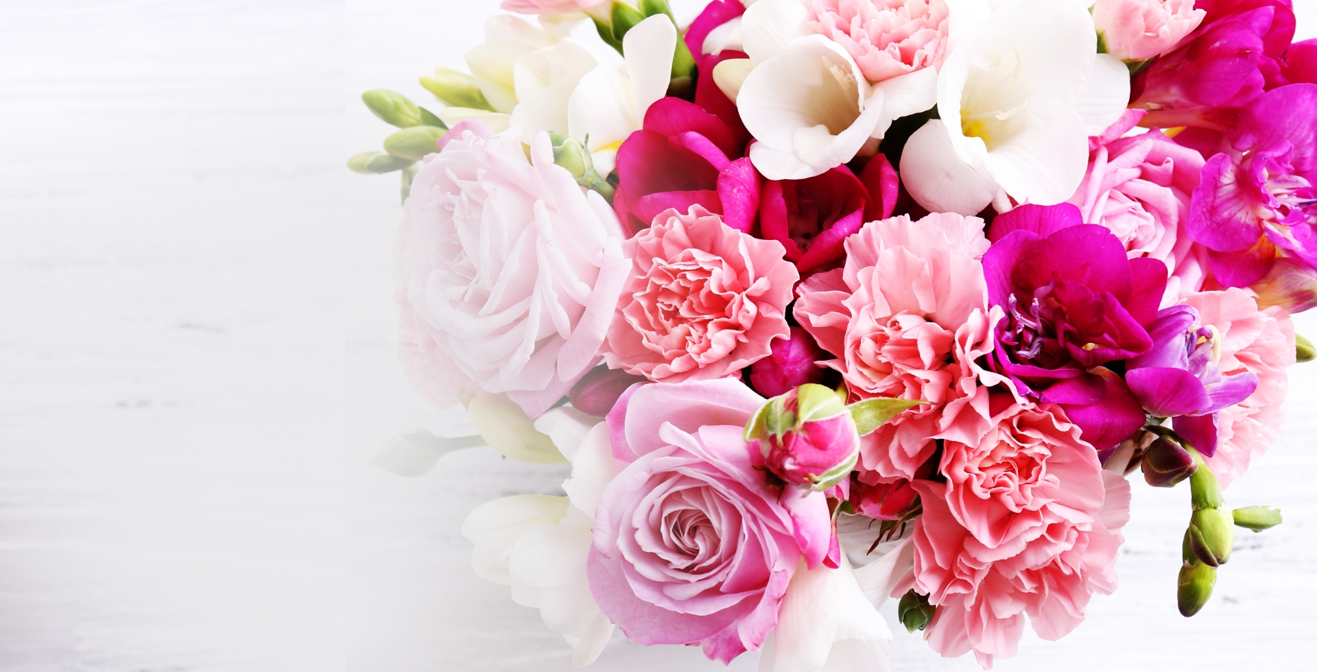 Online Flower Delivery Shop Singapore | Floral Train